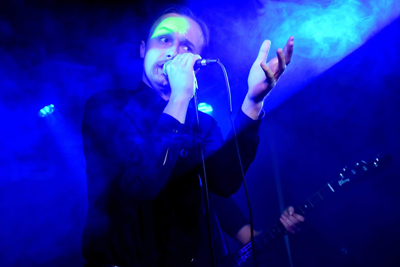 EL CALEIDOSCOPIO: MOLCHAT DOMA: EL POST PUNK QUE VINO DEL ESTE