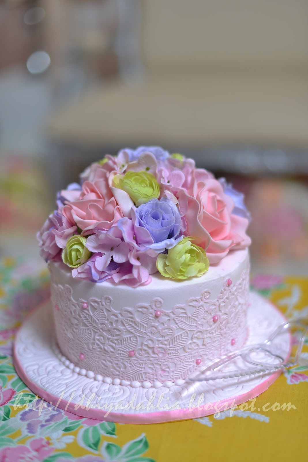 Wedding Review: Kek Kahwin - Dari Diri Dhiya