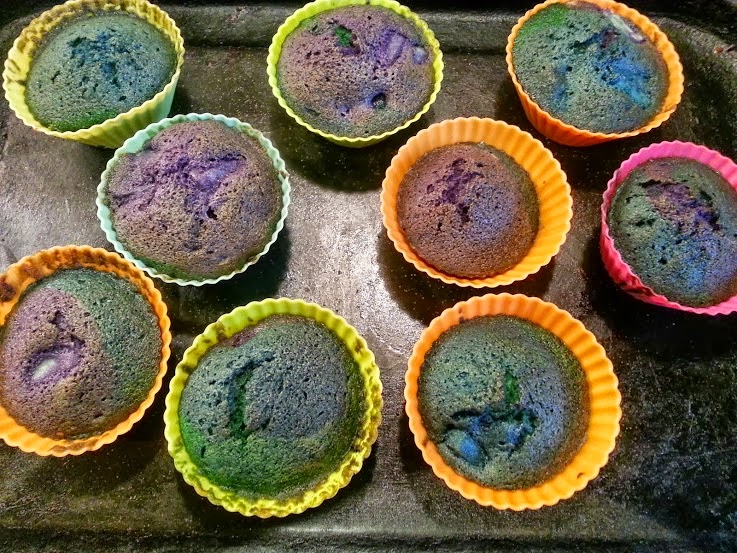 The Brick Castle: Revolting Rotten Halloween Cupcakes...