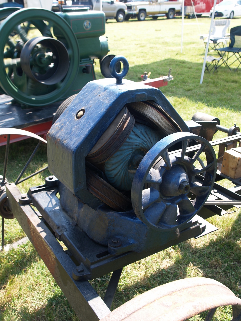 The Iron Mule: Six HP Witte Engine and a Dynamo