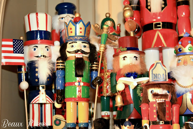 Beaux R'eves: Traditions & Collections~Holiday Nutcrackers
