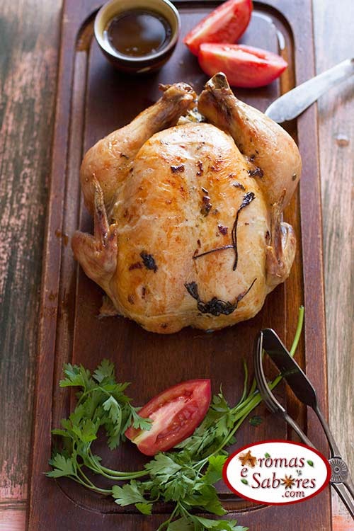 Aromas e Sabores: Frango natalino assado fácil com ervas