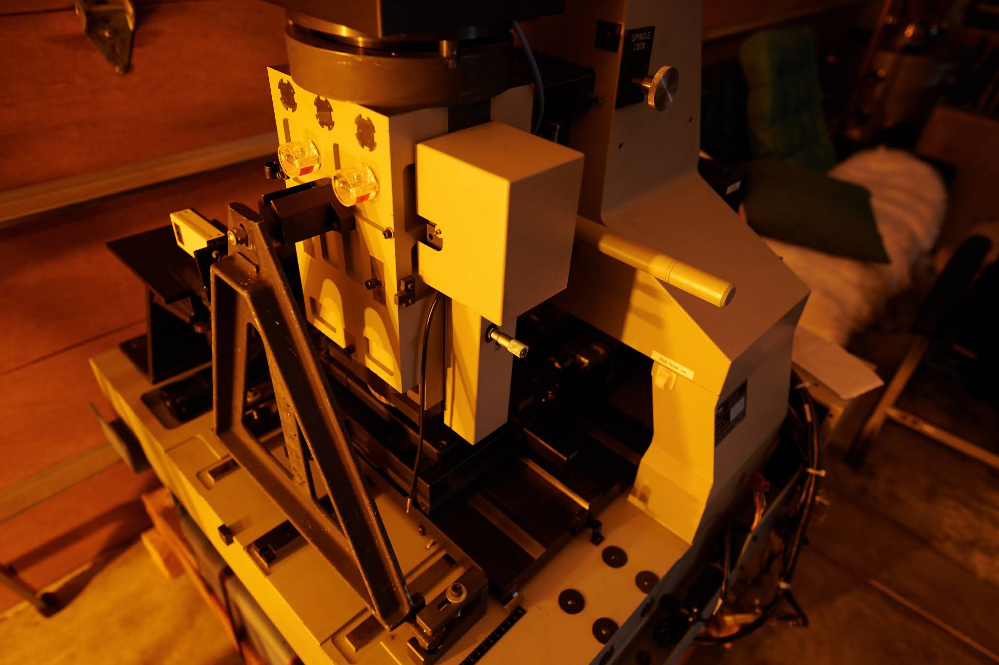 Isopack: GCA 6100C Wafer Stepper