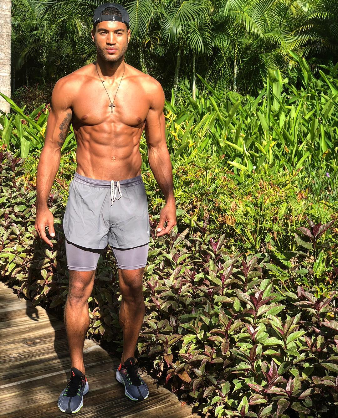 Alexis_Superfan's Shirtless Male Celebs: The Price Is Rights Devin Goda ...