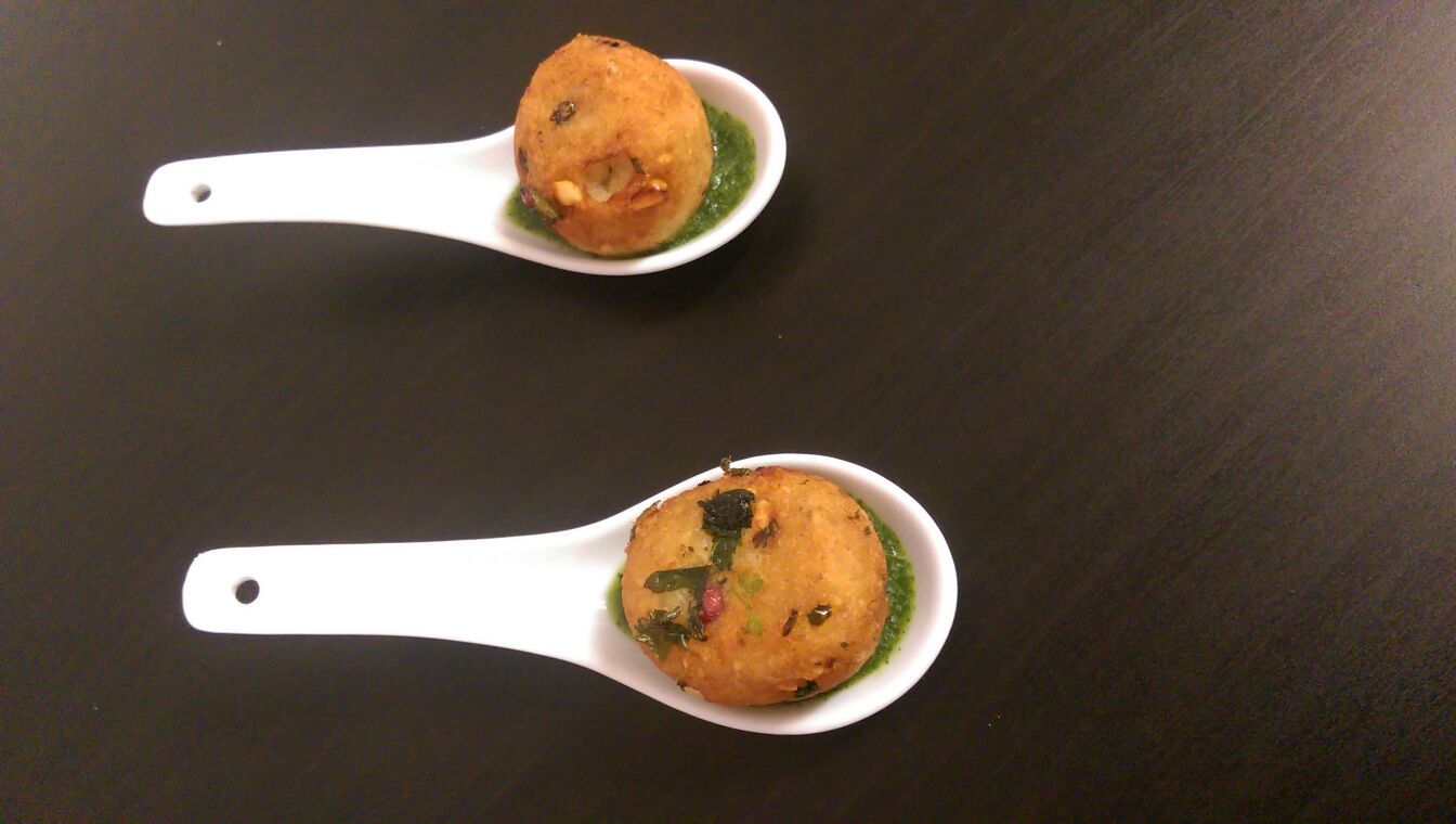 Farali Buff-vada – Famous Gujarati Snack :: Cooking With Bhawna