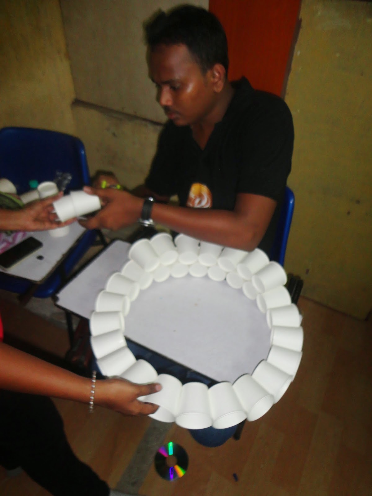 Aakash Kandil Making Workshop of Ashwamedh Foundation