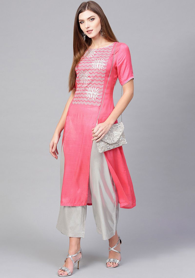 Style Jeans and Kurtis to Look Like a Star