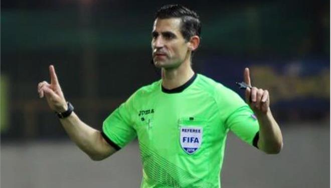 Ευκαιρία να βελτιωθεί τόσο ως πρώτος διαιτητής, όσο και ως τέταρτος