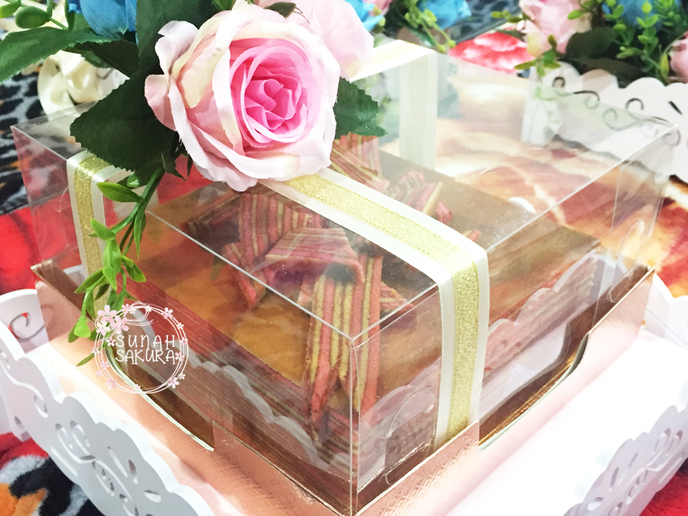 Wordless Wednesday: Kek Lapis Hantaran