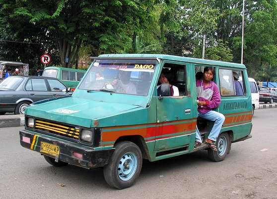 BaBlogLo Tips : 20 Tips Naek Angkot