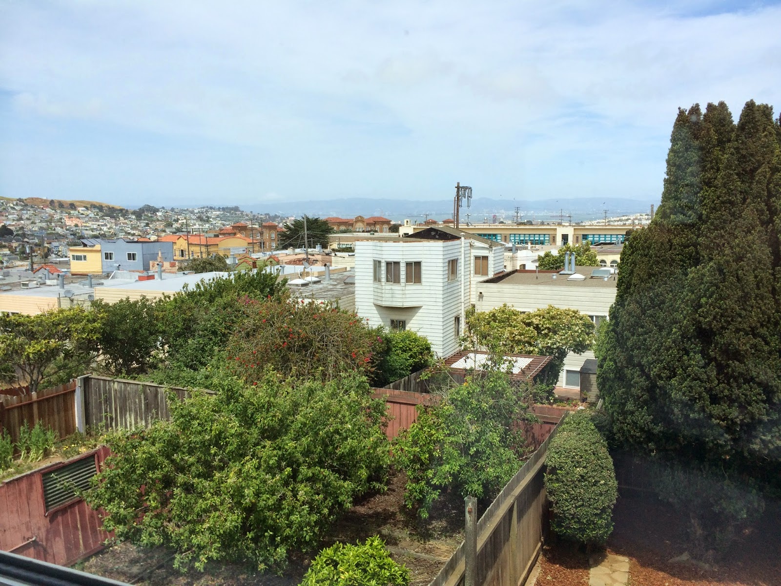 Outer Mission Jeff: Marina Style Barrel Front House