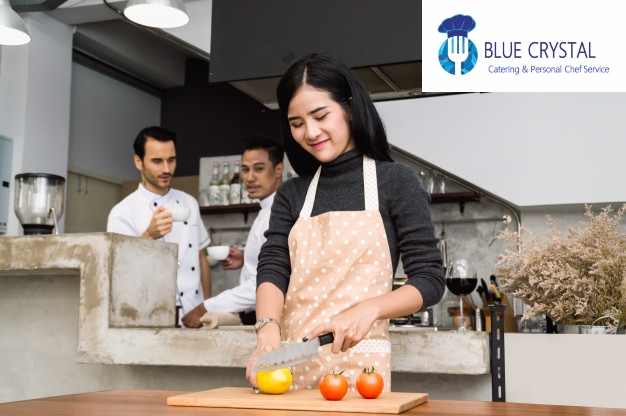 Home Chef Service is what you want in your occasions