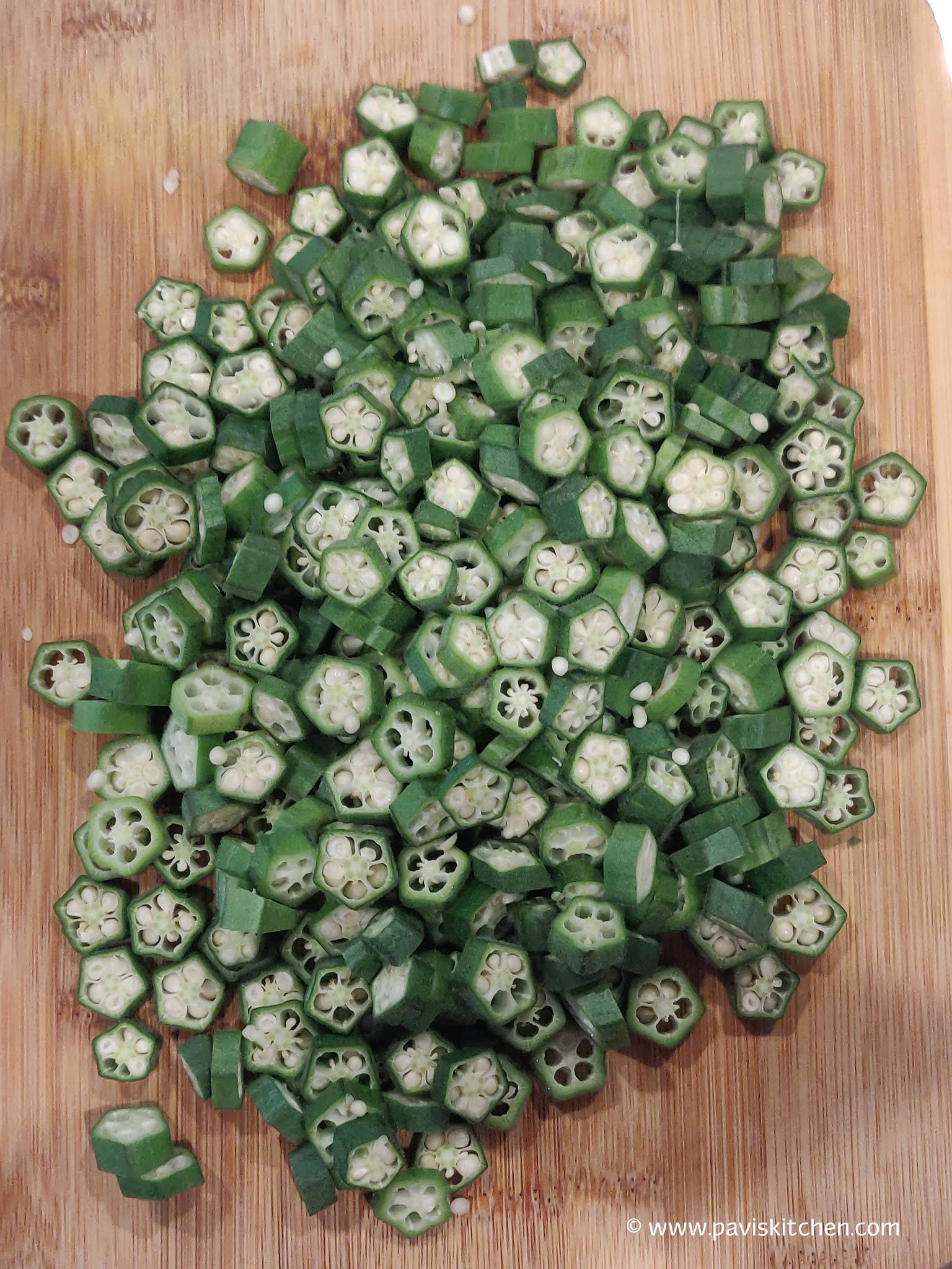 Vendakkai fry recipe | Bendekai palya recipe | Vendakkai poriyal recipe ...