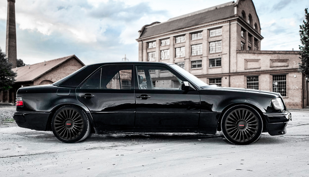 Jantes forgées personnalisées Mercedes 500E AMG.