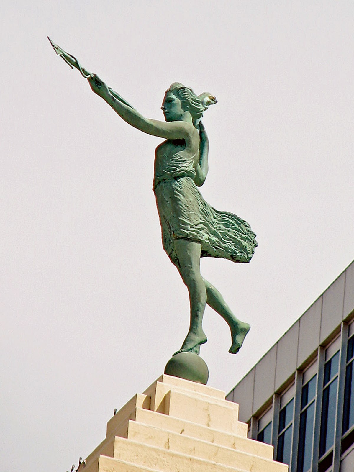 Montgomery Ward Administrative Building -- November 1, 1929 ...