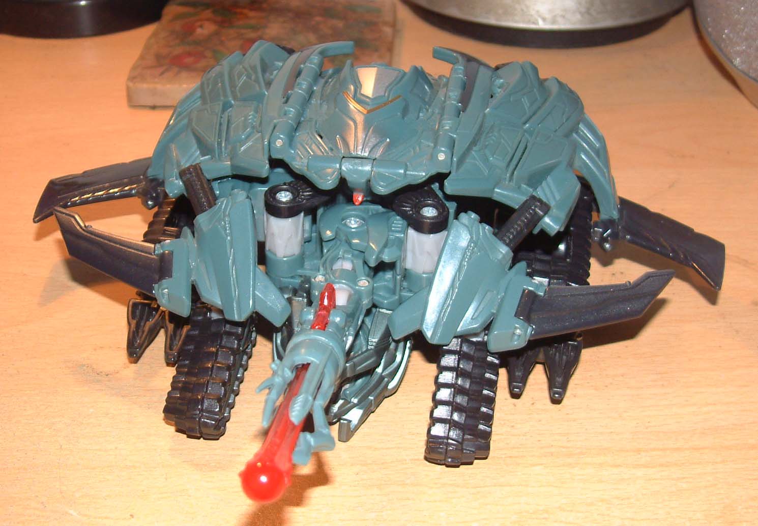 THE TRANSFORMERS: REVENGE OF THE FALLEN VOYGER MEGATRON