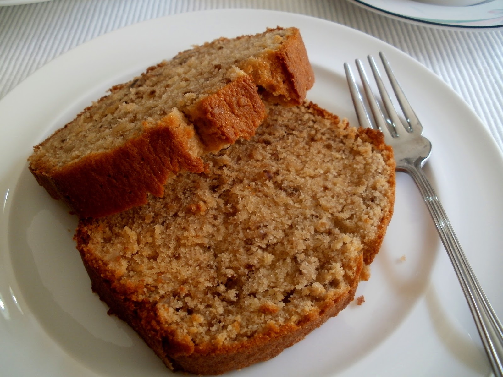 Los Antojos de Clara: Pan de banano con nueces