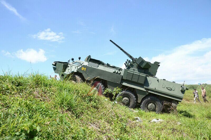 DEFENSE STUDIES: Korps Marinir Lakukan Uji Tembak BTR-4M