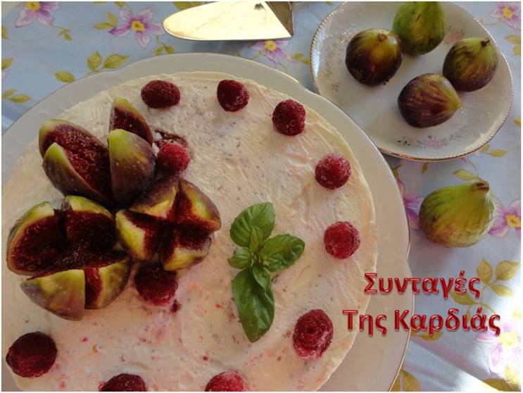 ΣΥΝΤΑΓΕΣ ΤΗΣ ΚΑΡΔΙΑΣ: Cheesecake με φρέσκα σύκα