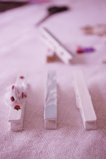DIY- Decorating pegs (and magnets) | chalkandcheese