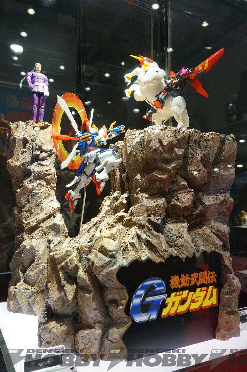 GUNDAM GUY: S.H.Figuarts Master Asia & Robot Damashii (Side MS) Master ...