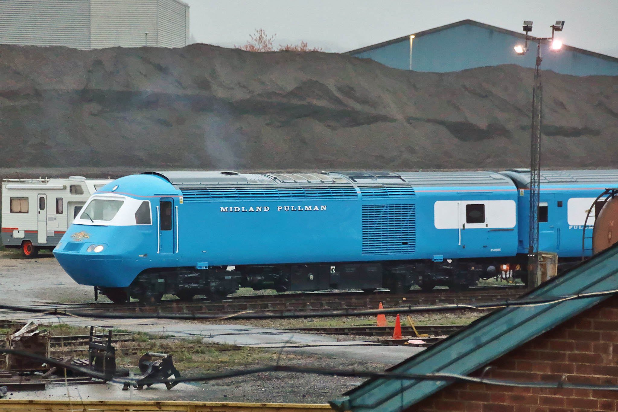 47s and other Classic Power at Southampton: Blue Pullman departs ...