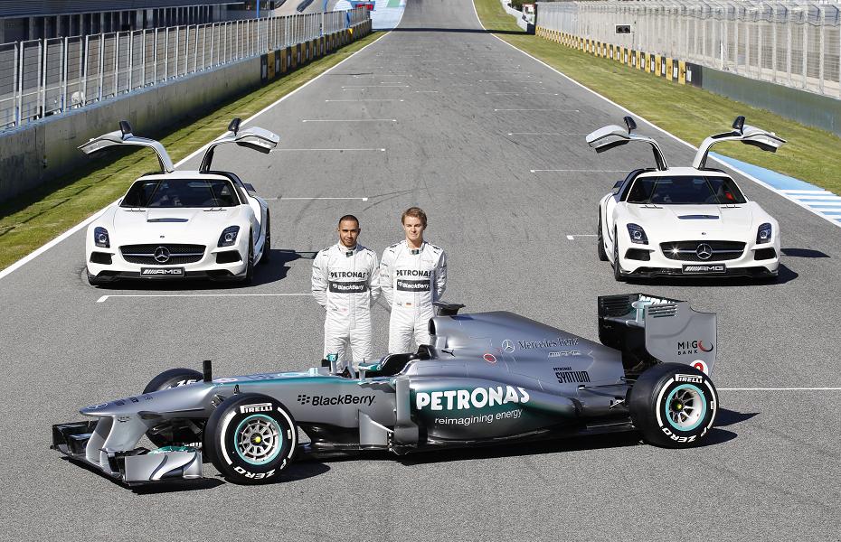 Mercedes F1 W04 unveiled - Types cars