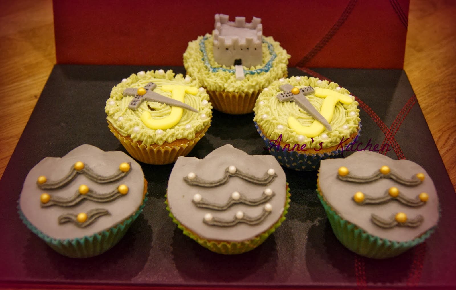 Anne's Kitchen: Justin and the Knights of Valour Cupcakes
