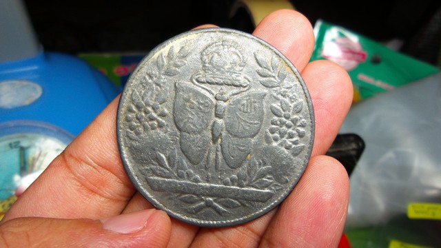 BLOG UTAMA Y.M PADUKA AYAHANDA PAY 8: DUIT YASSIN PENDINDING DAN PELARIS