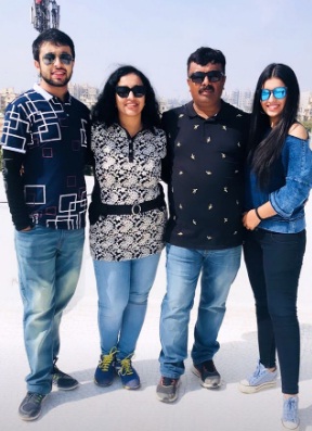 Aanchal Shah Tik Tok, Aanchal Shah age, height, boyfriend, wiki ...