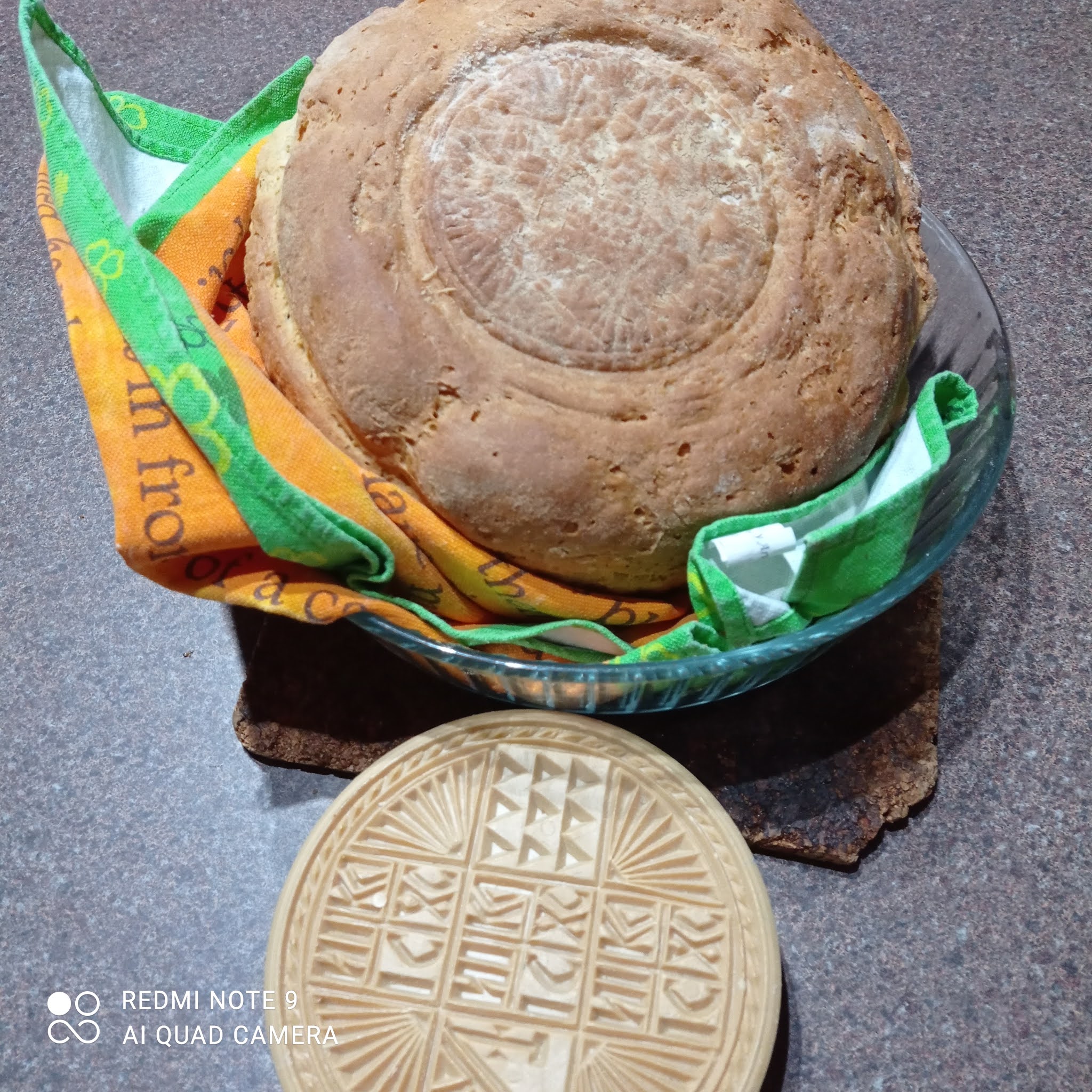 local-kiwi-alien: Holy Bread