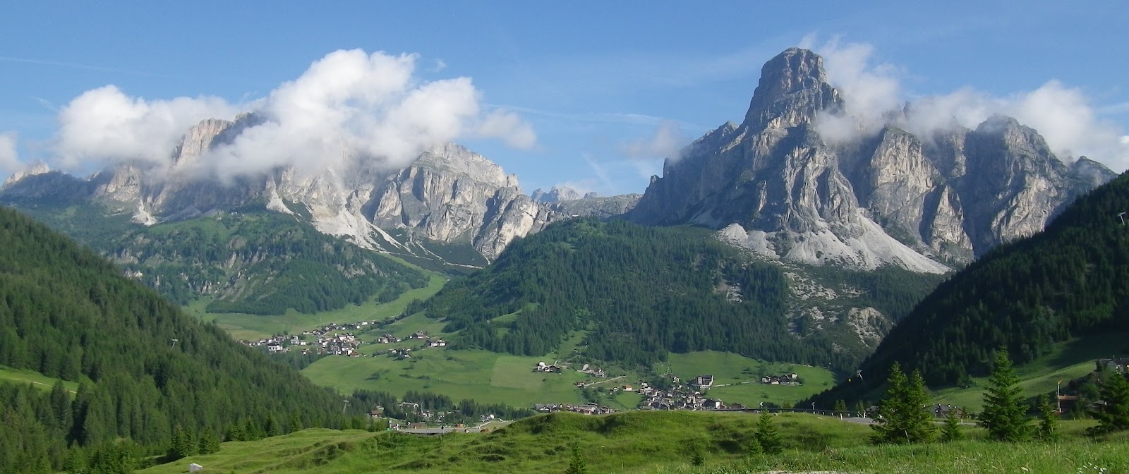 ITALIAN CYCLING JOURNAL: Sella Ronda Bike Day