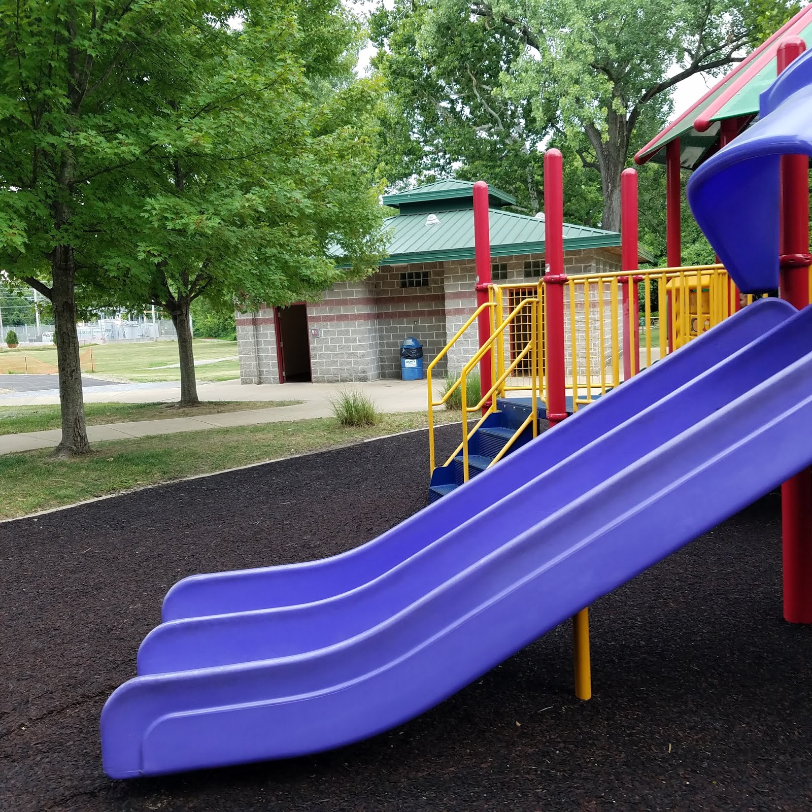 Play St. Louis: Bella Fontaine Park, Bellefontaine Neighbors Play St. Louis: Bella Fontaine Park, Bellefontaine Neighbors