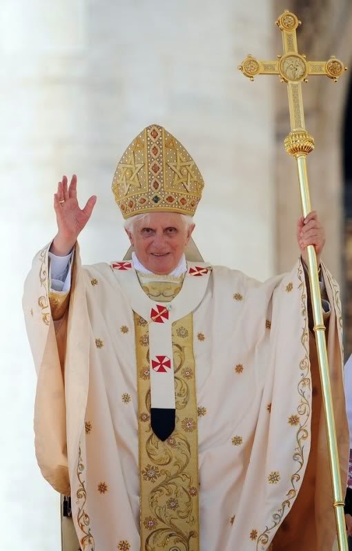 Pílulas Litúrgicas: A férula papal