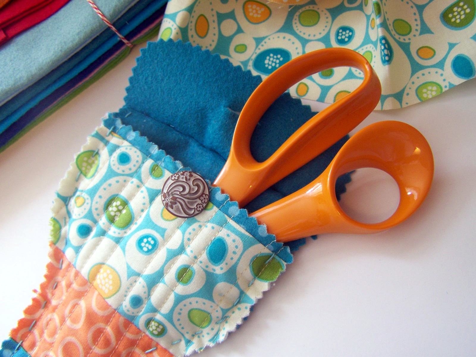 Quilt Taffy: Scissor Keeper Tutorial