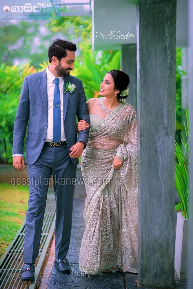 📷 විජේදාස රාජපක්ෂ පුත් රඛිත විවාහ ගිවිසගැනීම වෙනුවෙන් කළ ෆොටෝ ෂූට් එක