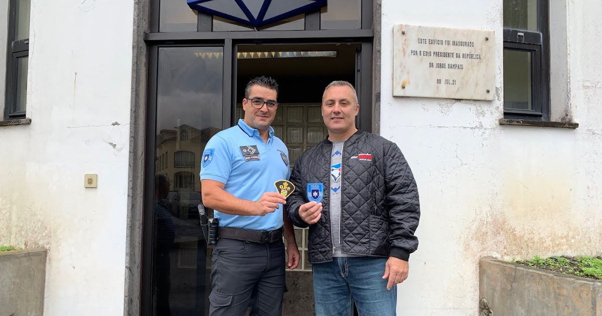 POLÍCIA CANADIANO TROCA BRASÃO COM AGENTE DA PSP POVOACENSE ~ Um Olhar ...