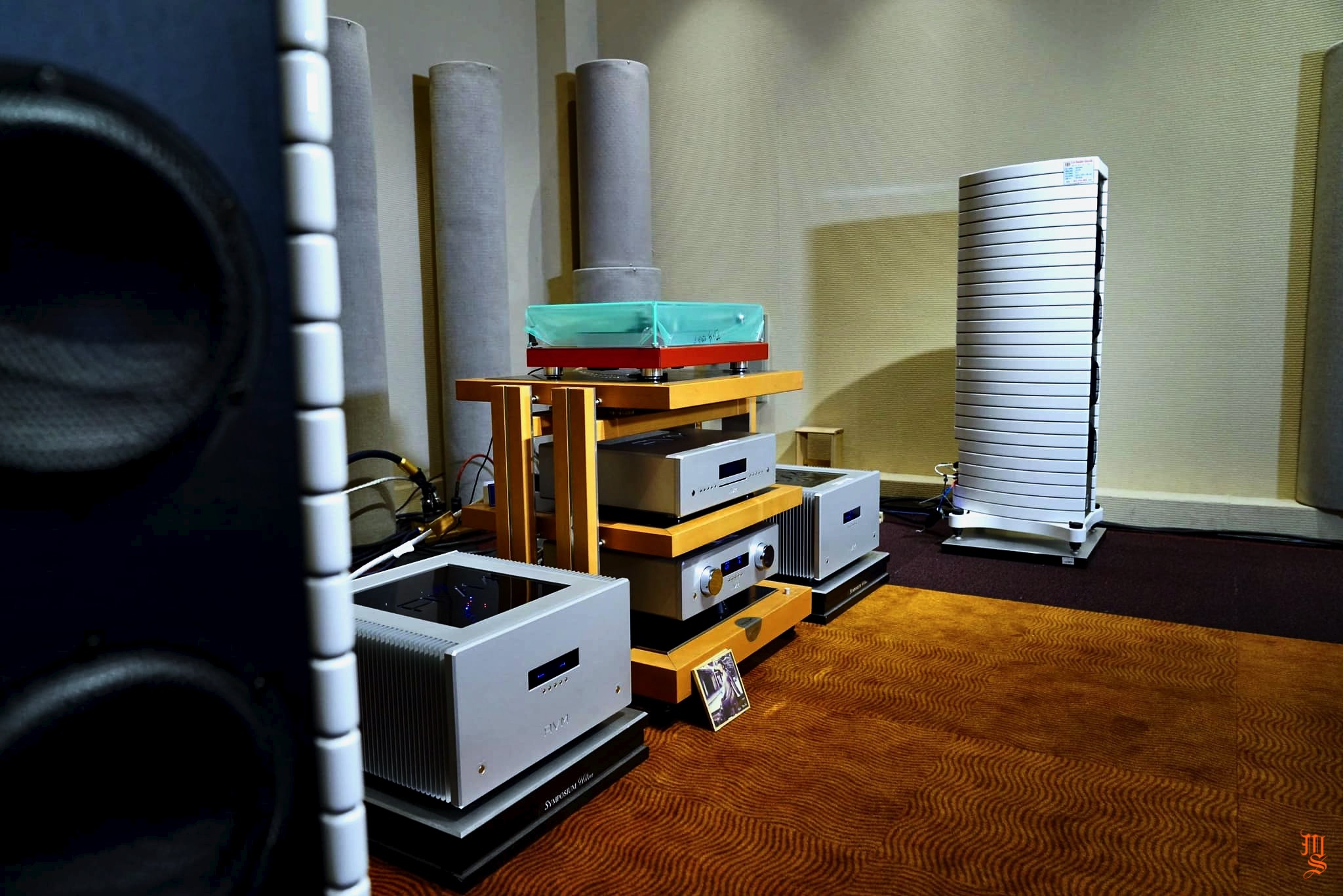 GAUDER AKUSTIK AND AVM – M & S | Ultimate High-Fidelity