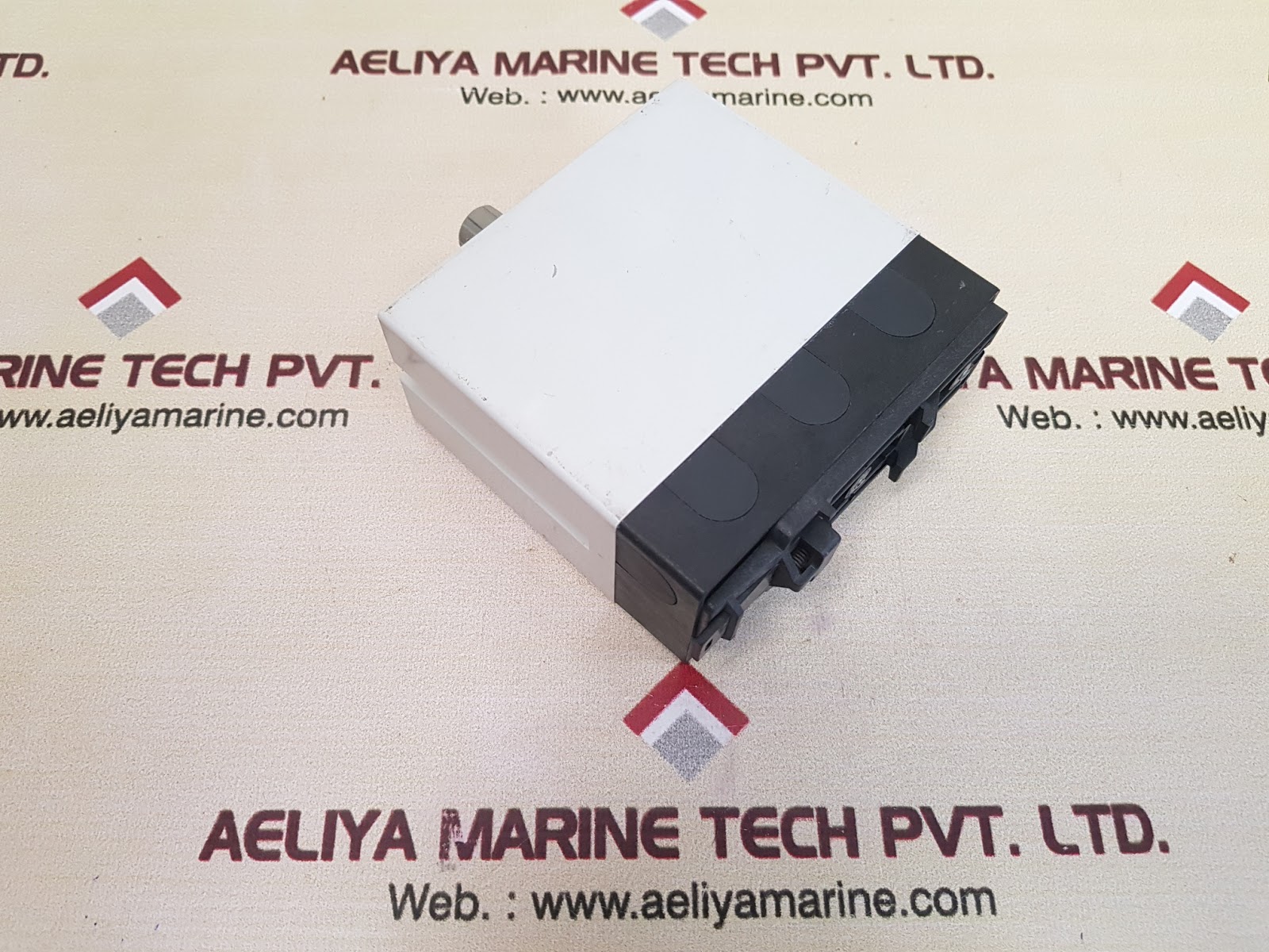 GESTRA FLOWSERVE LRS 1-5B CONDUCTIVITY LIMIT SWITCH 057270 230V ...