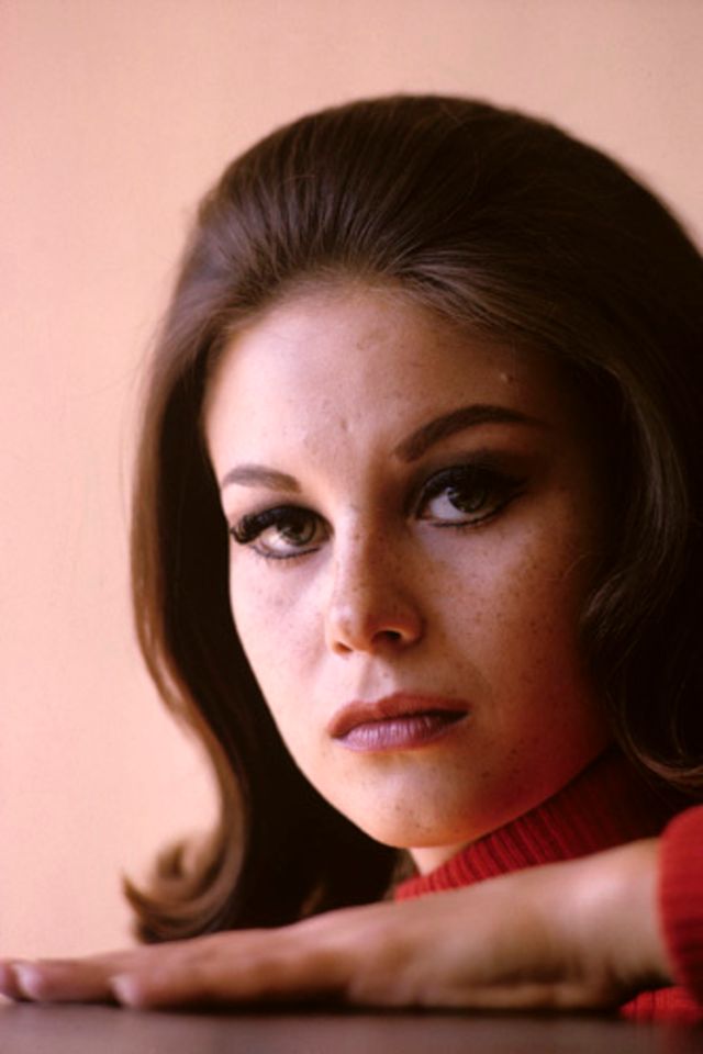Natalie's Younger Sister: 40 Beautiful Photos of Lana Wood in the 1960s ...
