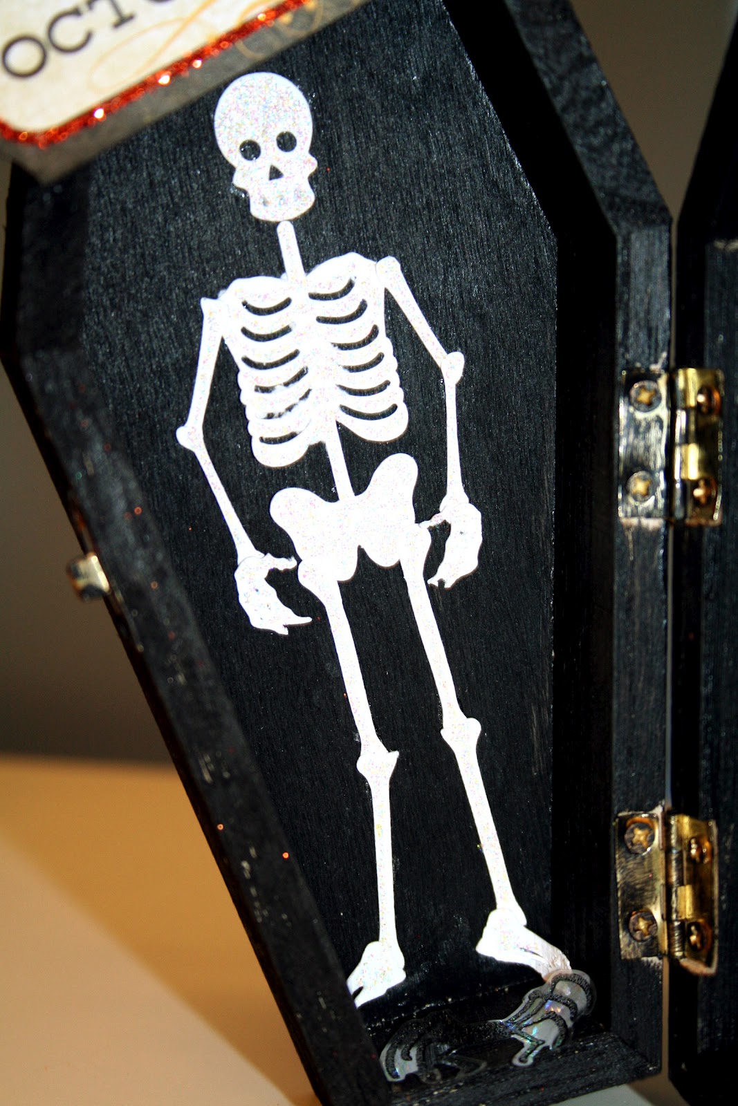 Oh My Crafts Blog: Coffin Box Halloween Decor