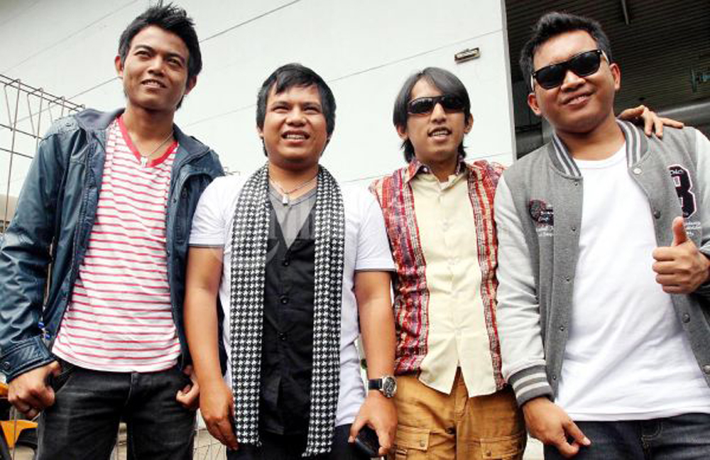 music: -> Wali Band music: -> Wali Band