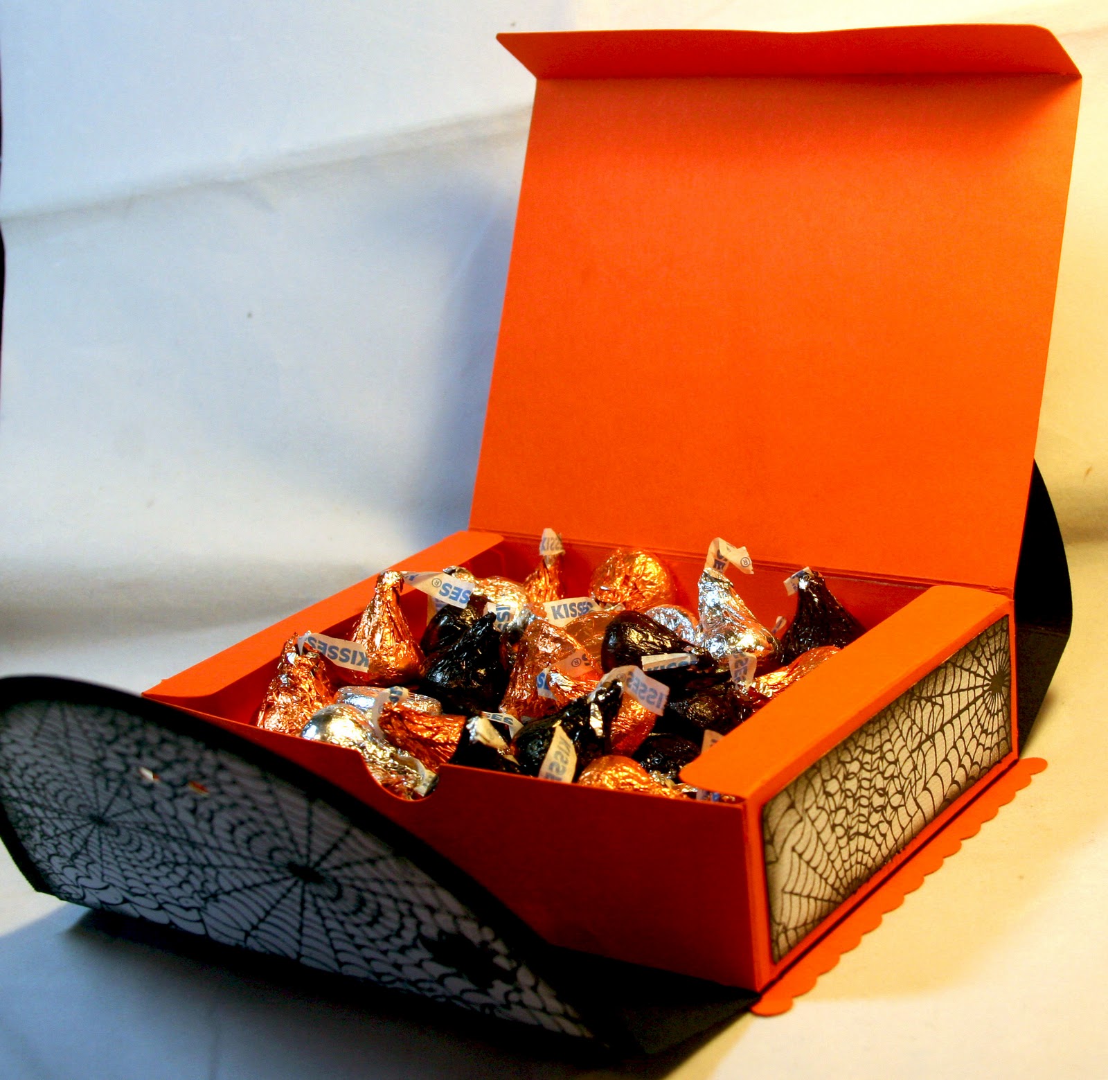 OBX Stamping & Crafting: Halloween Candy or Gift box