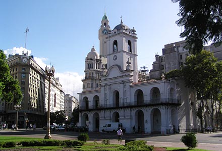 The energy of Porteños - The Traveller