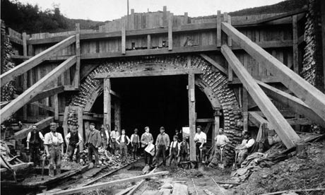 The Harp Gathering: 19th Century Navvies in Britain - Irish or English?