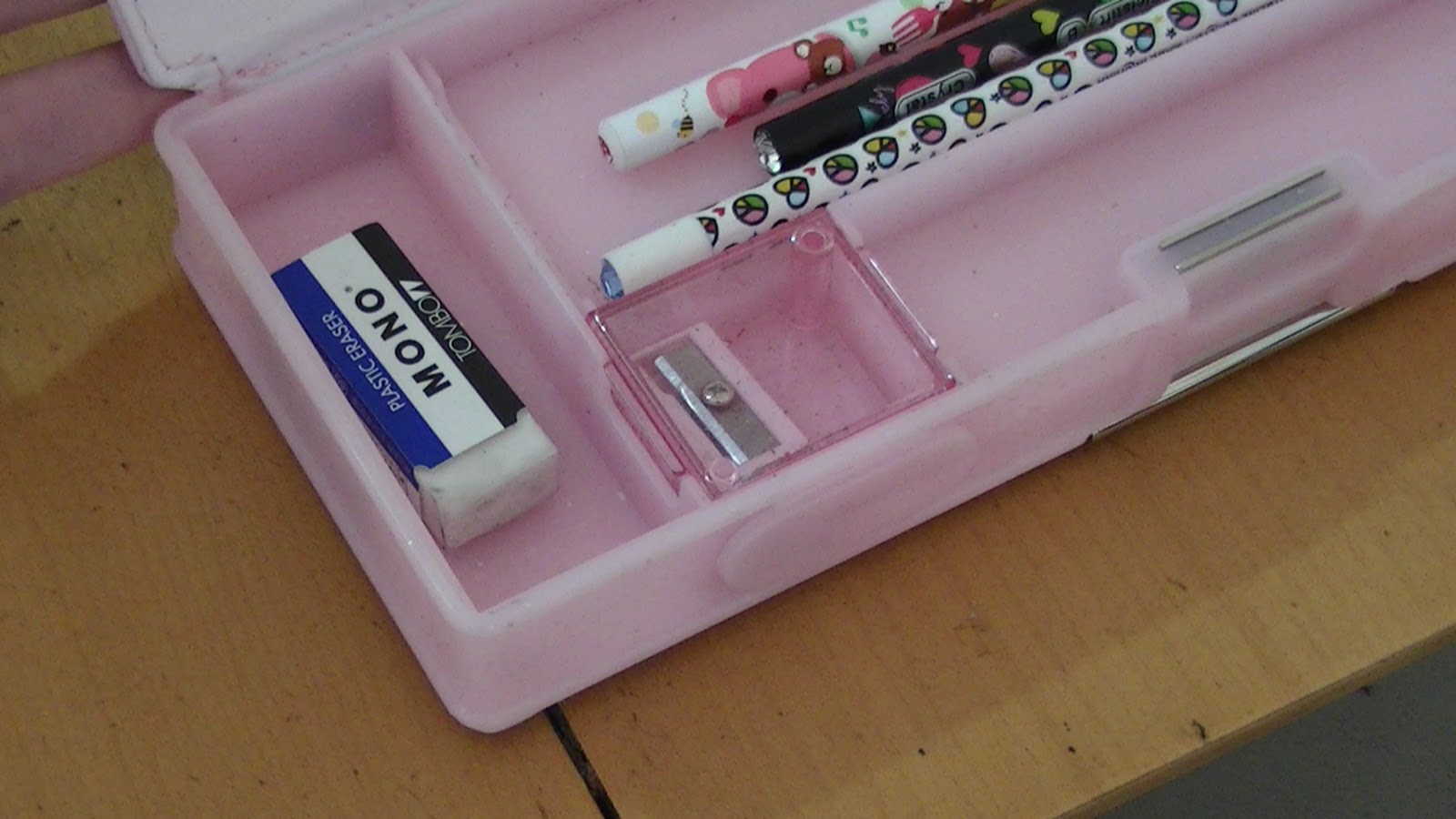 yokohamamama: On Design-- Pencil Cases