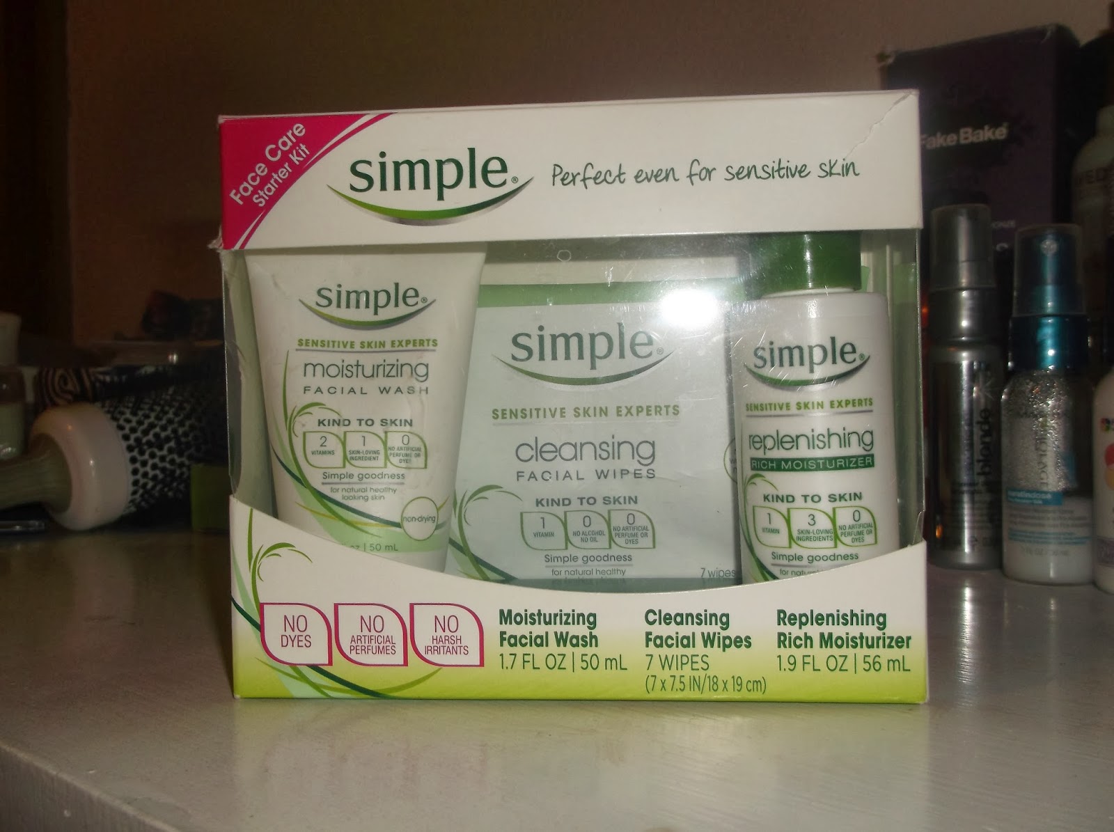 Eat Sleep Makeup: Review: Simple Skincare Starter Kit