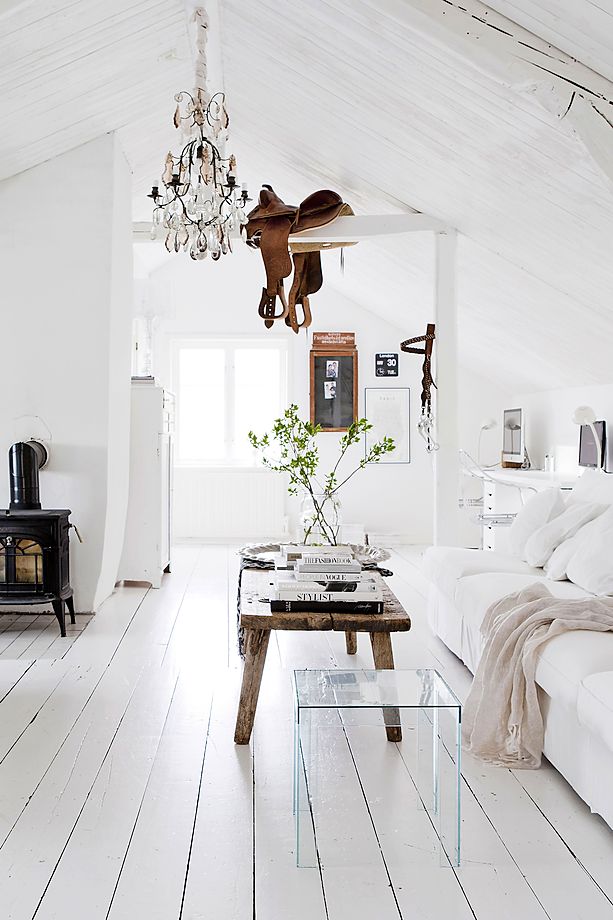 my scandinavian home: A beautifully renovated Swedish farmhouse