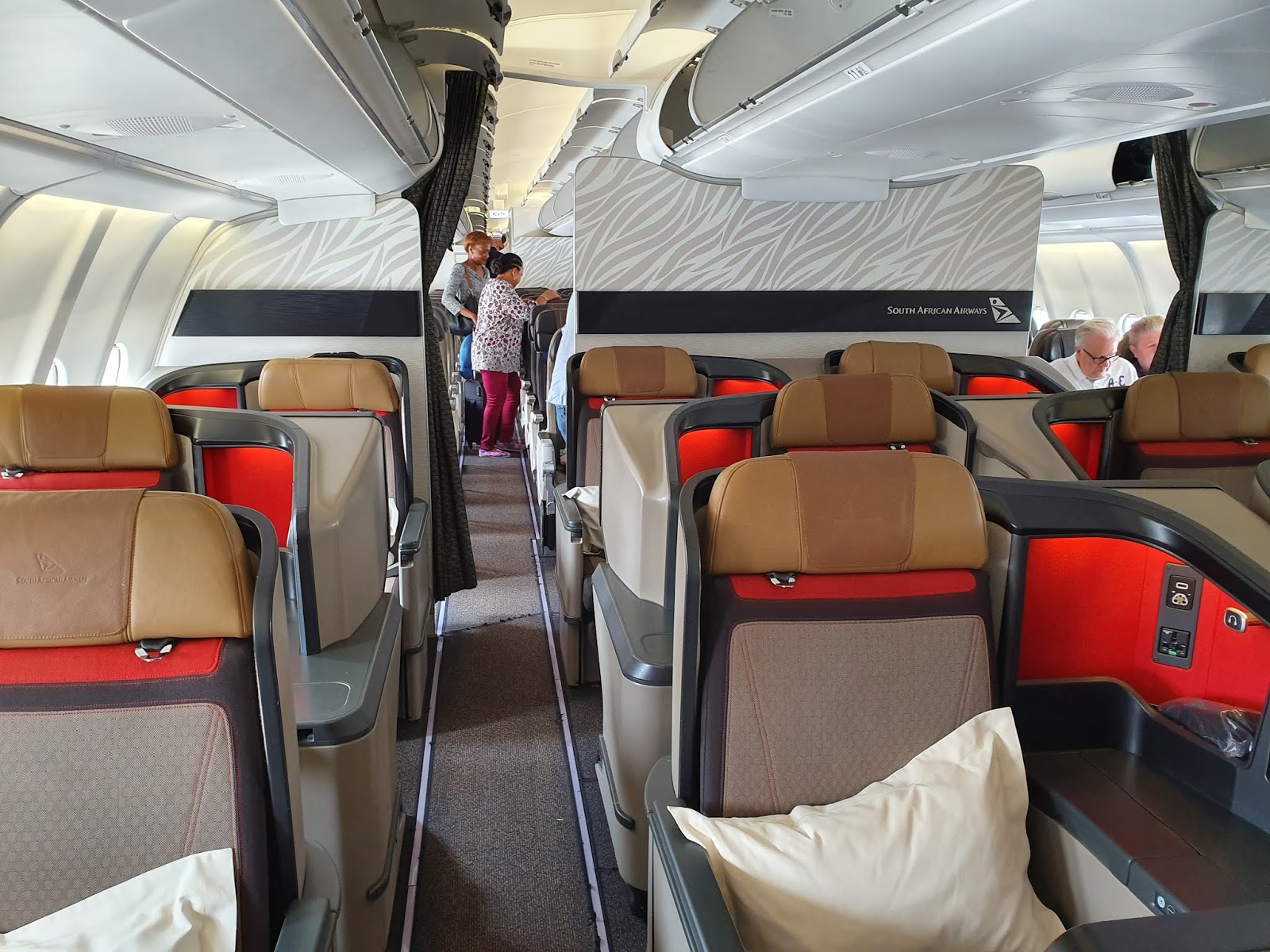 Como é voar com a Fly Saa | Apaixonados por Viagens | Roteiros e Dicas ...