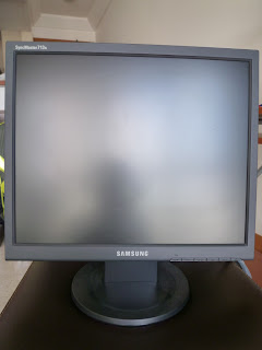 Zeeto's Singapore Garage Sale: Sold : Samsung Syncmaster 713N - 17 inch ...